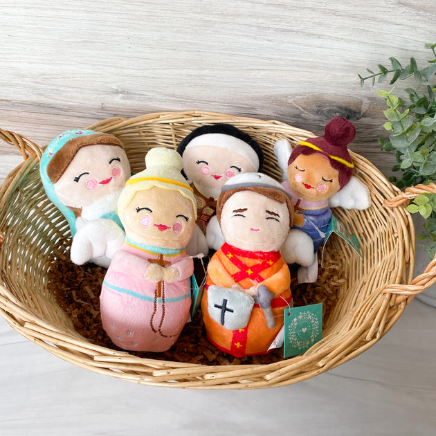 Mini Plush: Mother Mary Shining Light – Crossroads Collective